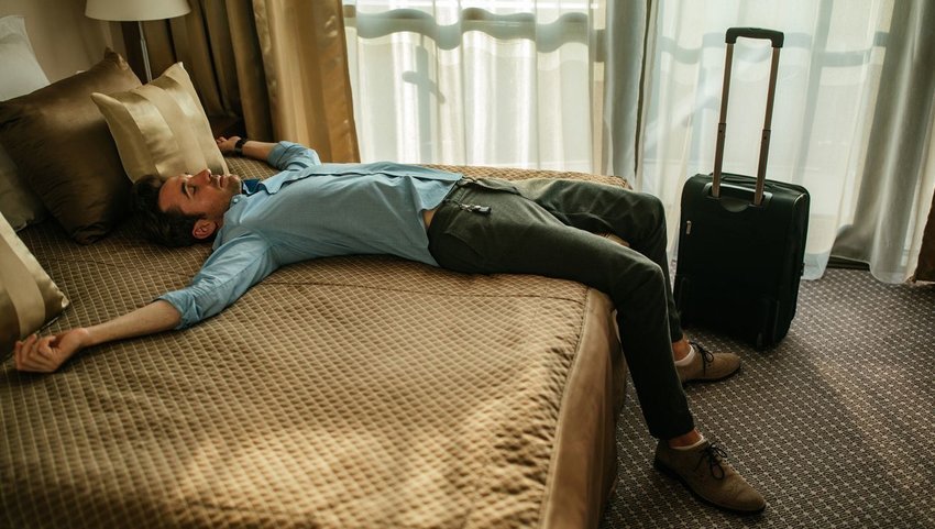 How to Cope with Jet Lag - Healthopedia.com